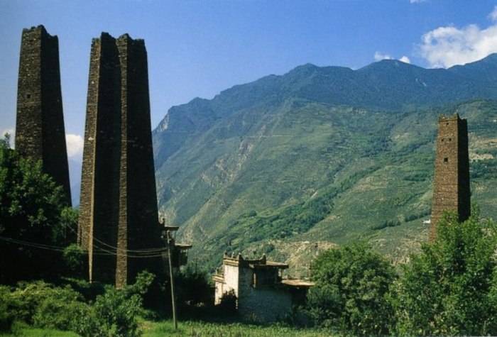 The Himalayan Towers of China | The MarkoZen Blog