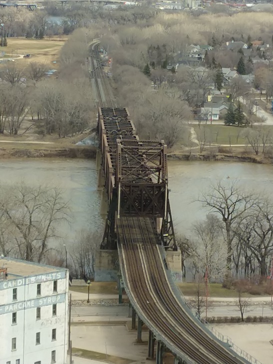 Vladimir Putin’s War Room makes Dr. Strangelove War Room look Puny ...